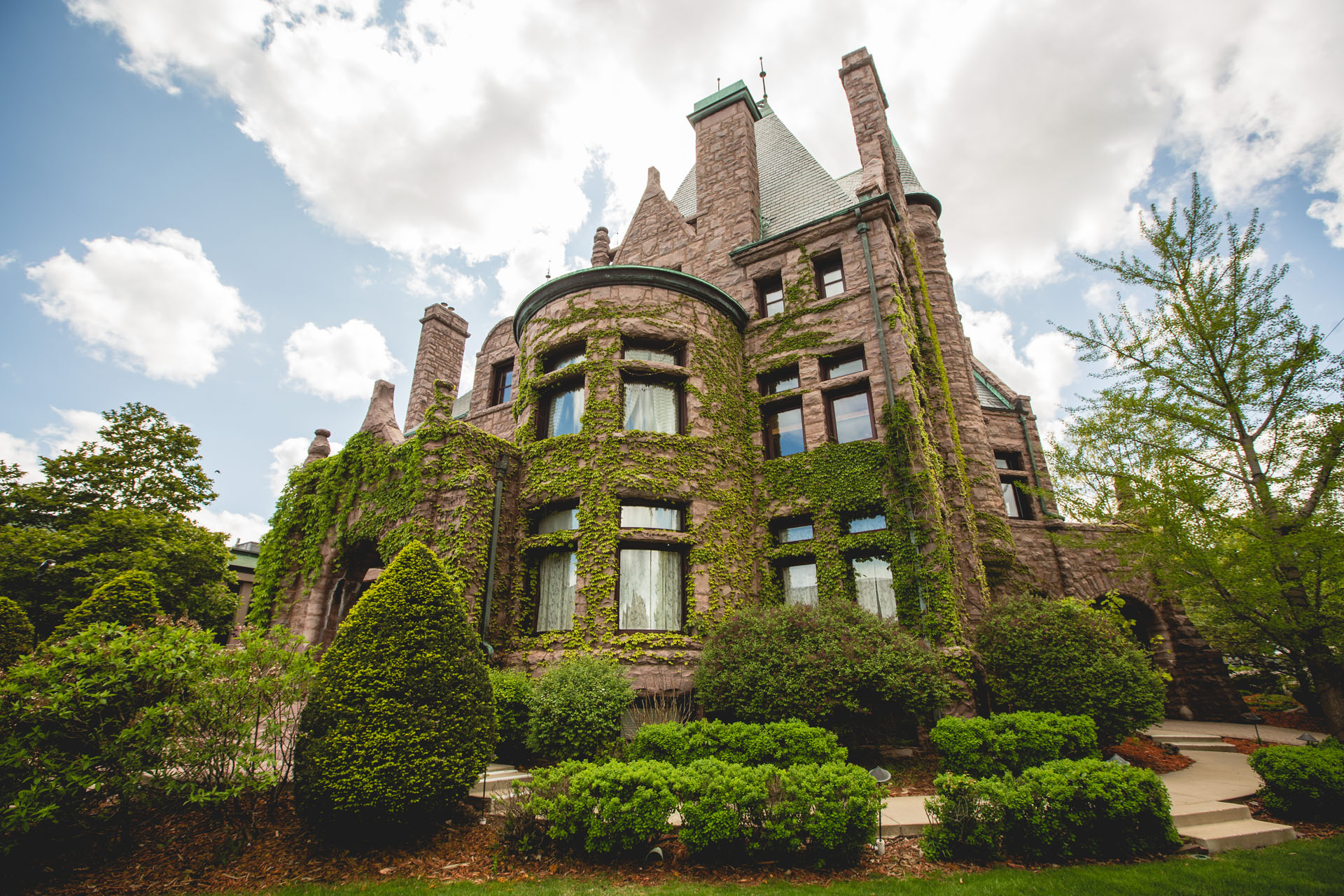 Most Romantic Wedding Venues in Minneapolis - St Paul - DnK Photography